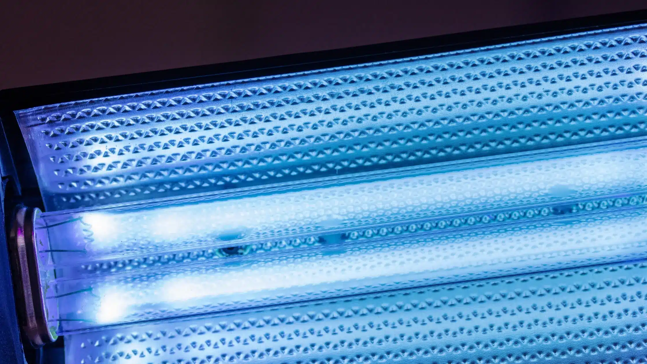 What is an electrostatic spray and how is it used? | Atlas